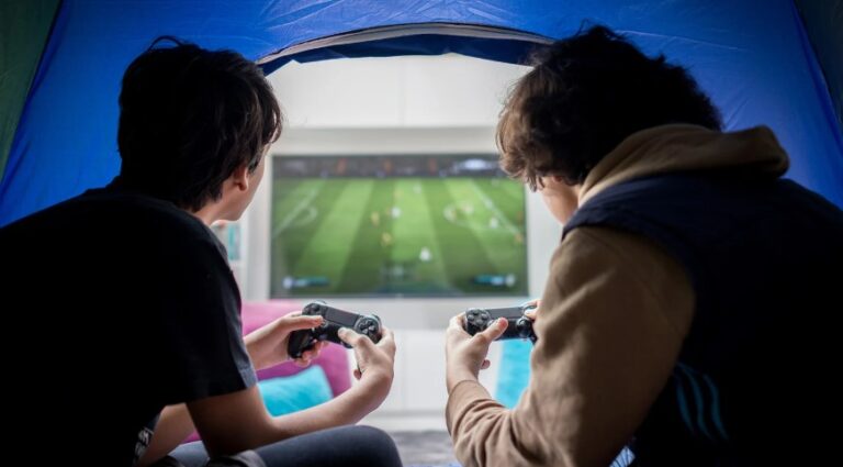 How to Connect Xbox Controller to Xbox? - Step By Step Guide