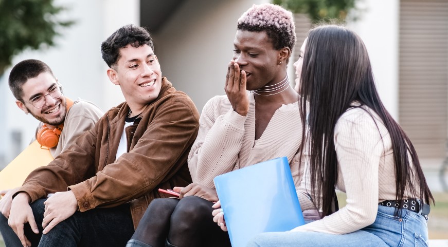 How to Play 21 Questions? - Rules & Guide With 200+ Questions