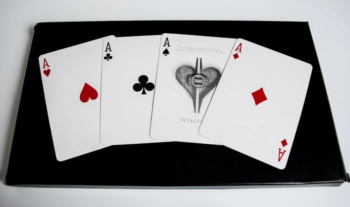 How To Play Patience Card Game? - Setup, Rules & Winning Strategies